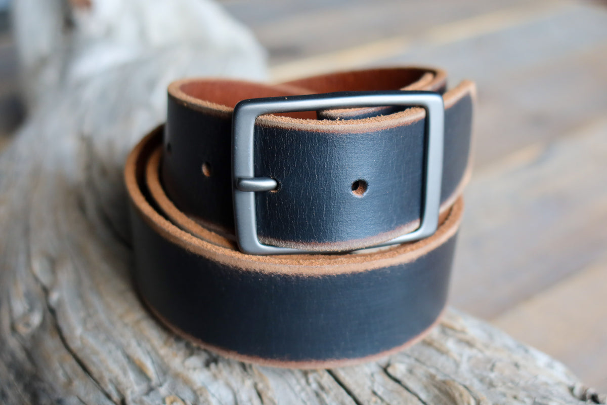 DISTRESSED BLACK LEATHER BELT – FosterWeld